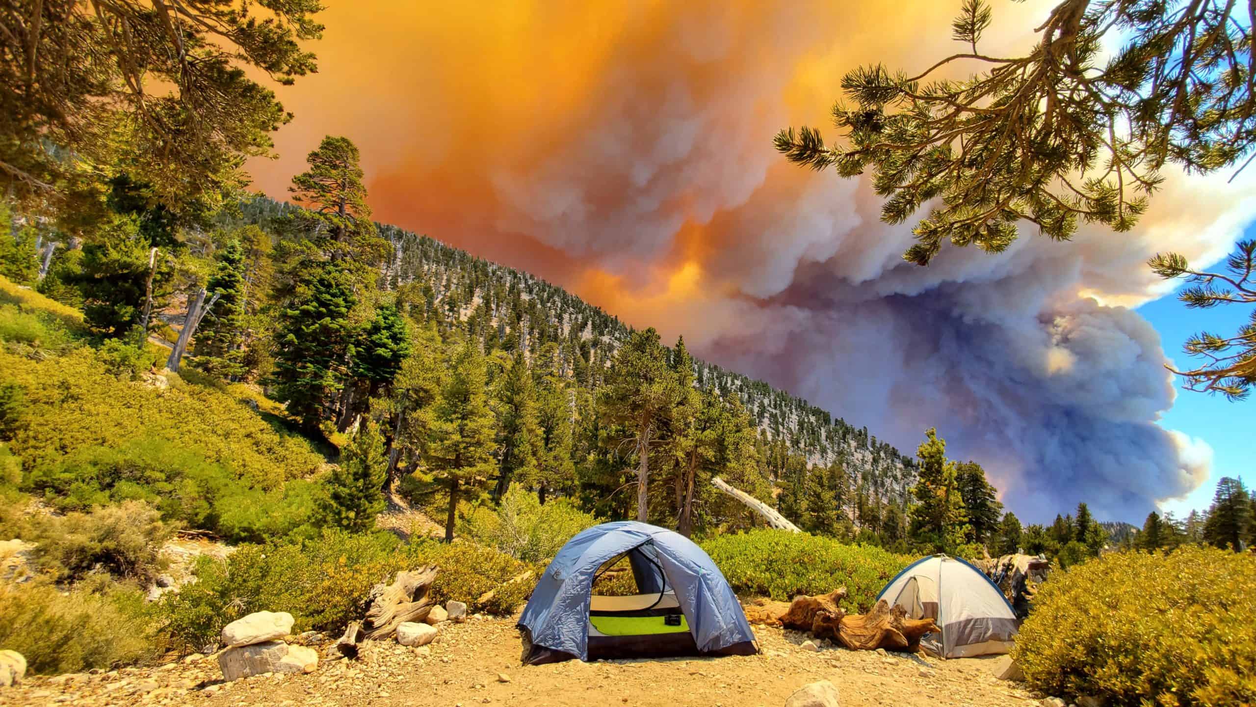 Is There a Wildfire On My Hike? Wildfire Tips for Hikers - HikingGuy